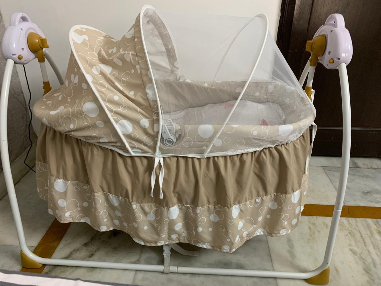 Buy & Sell Second Hand Baby Products Online in India | Second Hugs